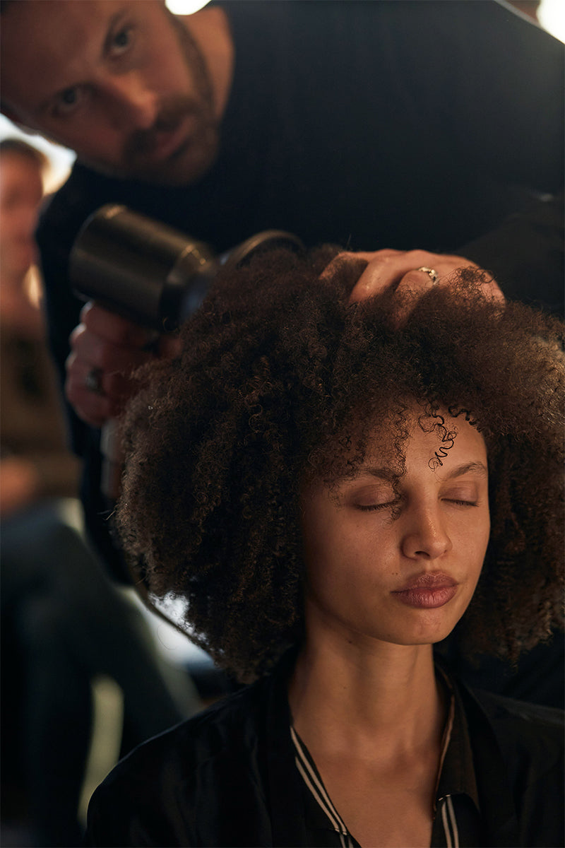 How-To | Get The Beauty Look Of RUNWAY 23 – Aje ROW