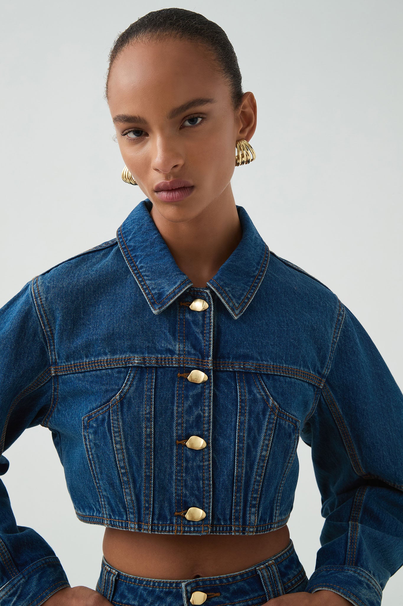 Phoenix Cropped Denim Jacket | Classic Wash | Aje – Aje ROW